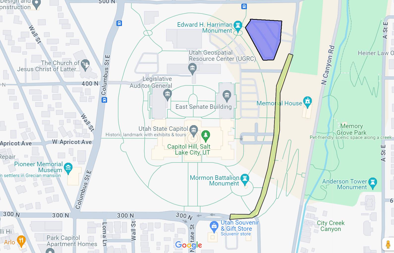 Visiting The Utah State Capitol Cherry Blossoms With Your Dog - Dog ...